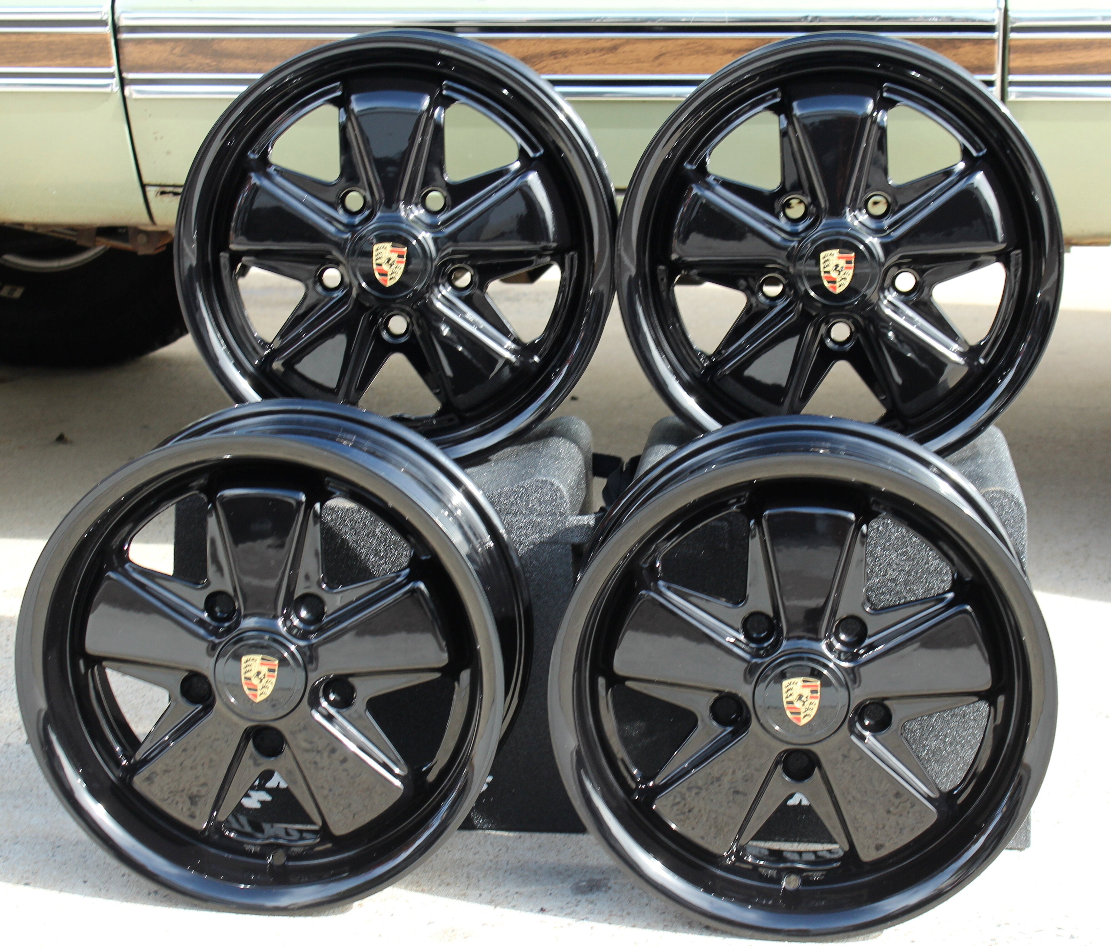 AVW Piano Gloss Black VW Fuchs Wheel Set - Aircooled Vintage Works